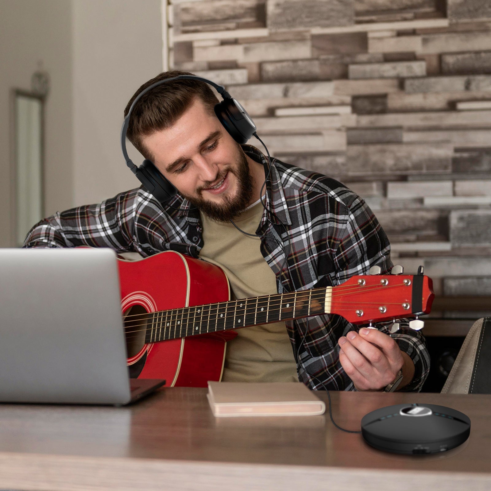 KLIM Discman Portable CD Player with Headphones – KLIM Technologies